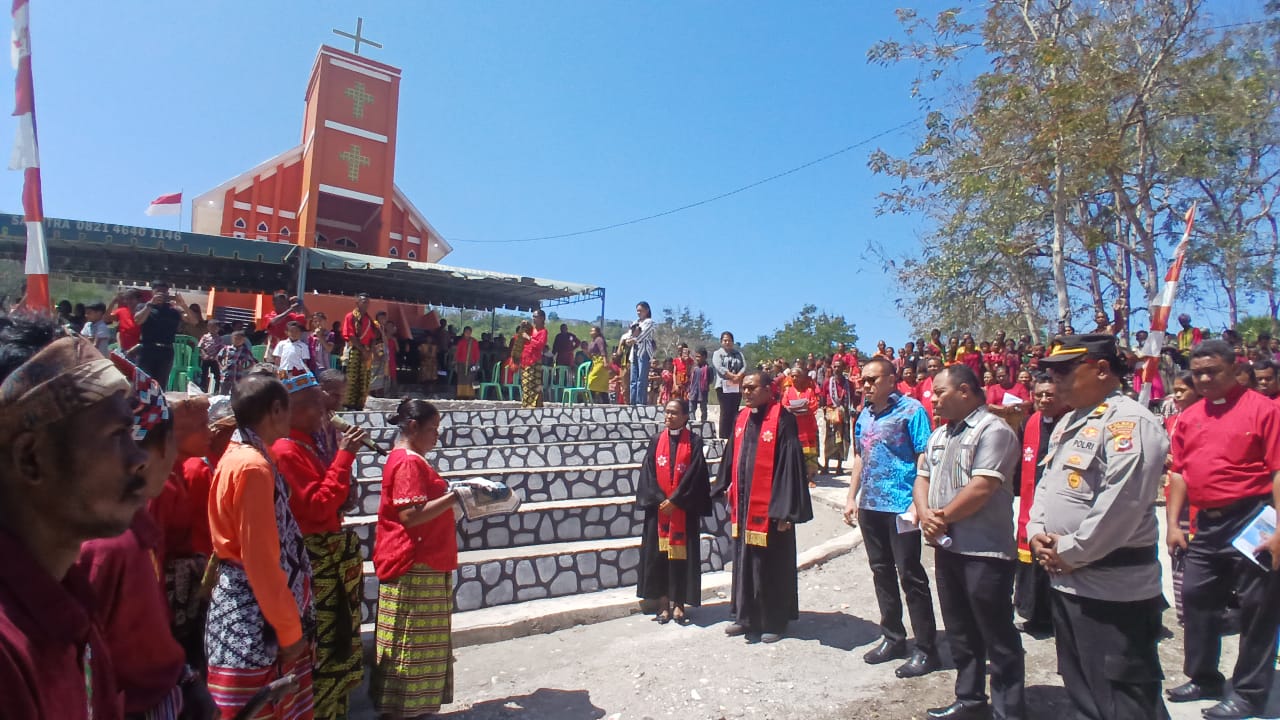 Pesta Iman Setelah 12 Tahun Menanti: GMIT Mahanaim Tua’Aome akhirnya ...