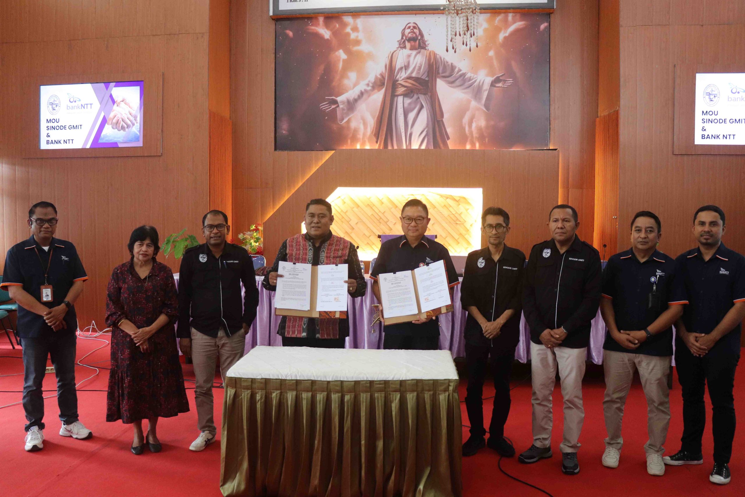 Sinode GMIT Tanda Tangan MoU dengan Bank NTT tentang Jasa Layanan ...